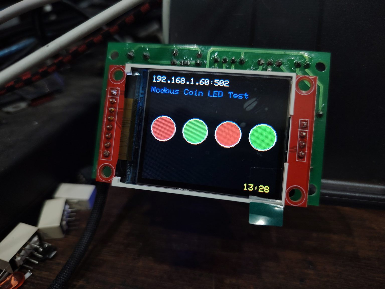 MODBUS TCP ESP8266+จอสี TFT 1.8″ – www.iottoyou.com
